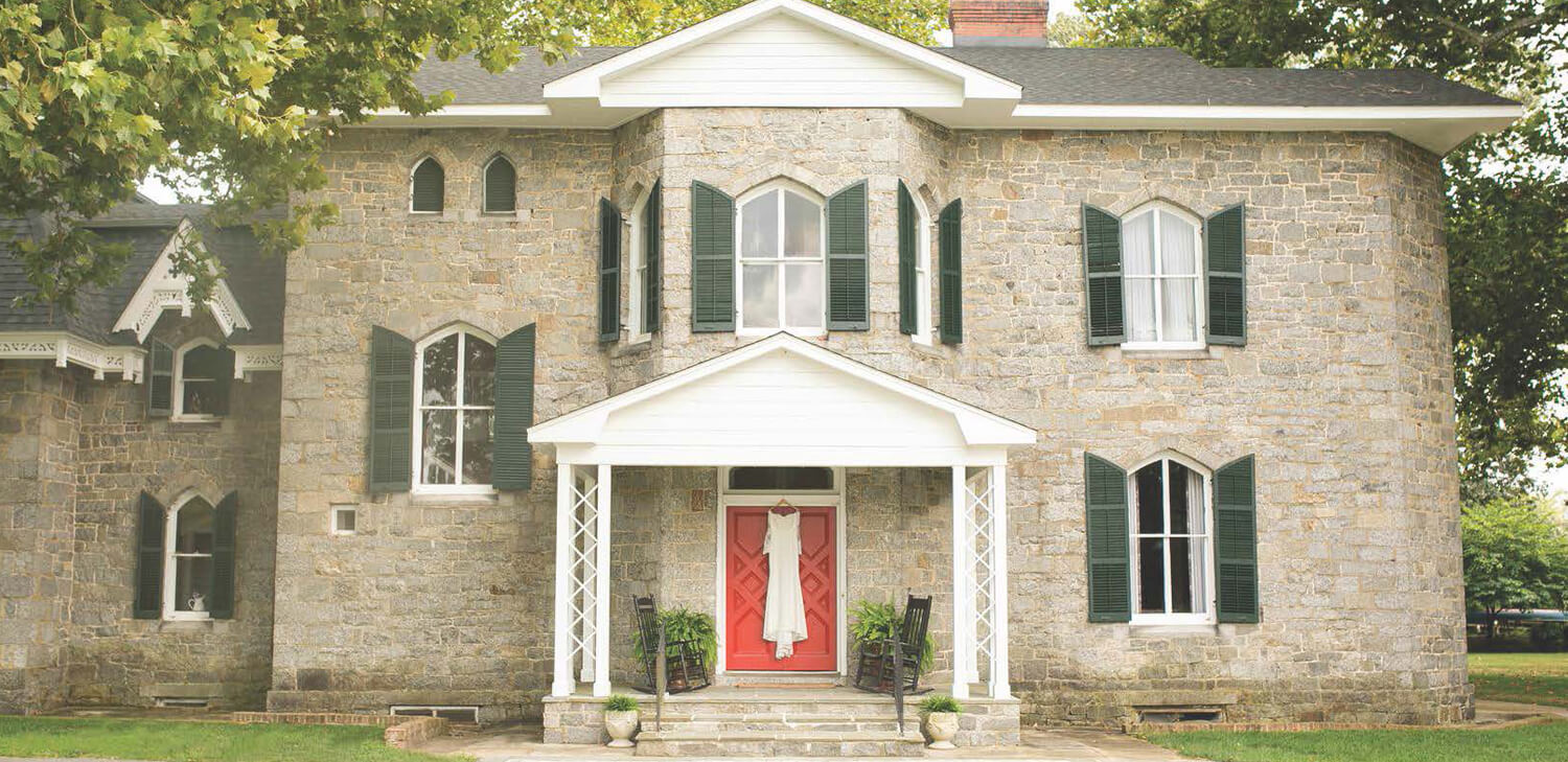 Magnolia Manor. Because a life well-celebrated is a life well-lived.